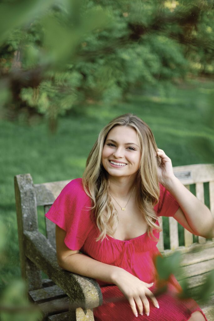 Sarah's Senior Pictures at Holcomb Gardens in Indianapolis - Monette ...