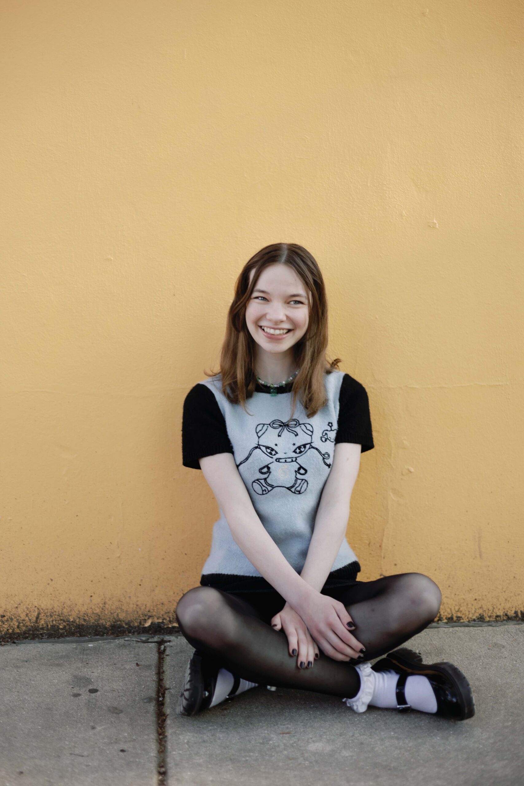 Laura's Urban and Artsy Senior Pictures - Monette Wagner Photography